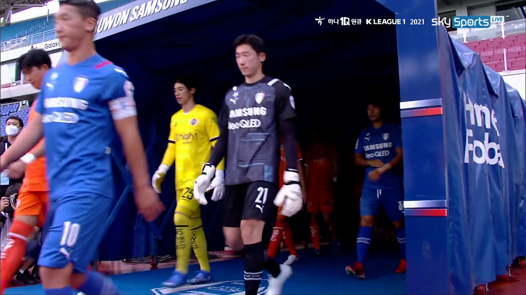 다음스포츠 | 31R 수원 삼성 vs 강원 FC, 선수 입장 및 소개