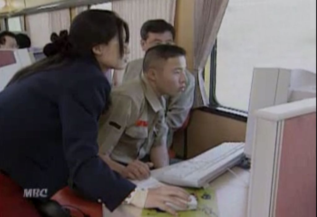 세기말 운행되었던 전설의 pc방 기차 > 유머 | 토토사이트 먹튀검증 벳코리아 토토커뮤니티 벳코넷 꽁머니지급