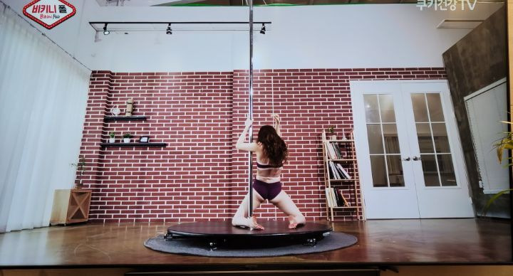 쿠키건강TV 비키니폴 > 후방주의 | 짤티비 - JJTV.KR