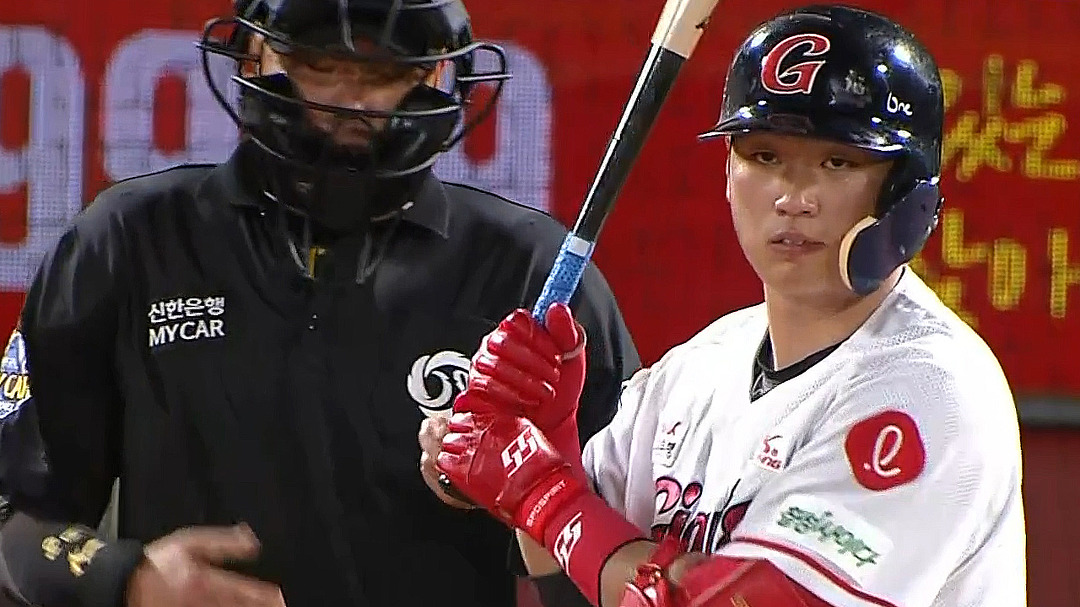 [나종덕HL] '34타석 연속 침묵 끝' 결정적인 스리런 아치 | 다음스포츠