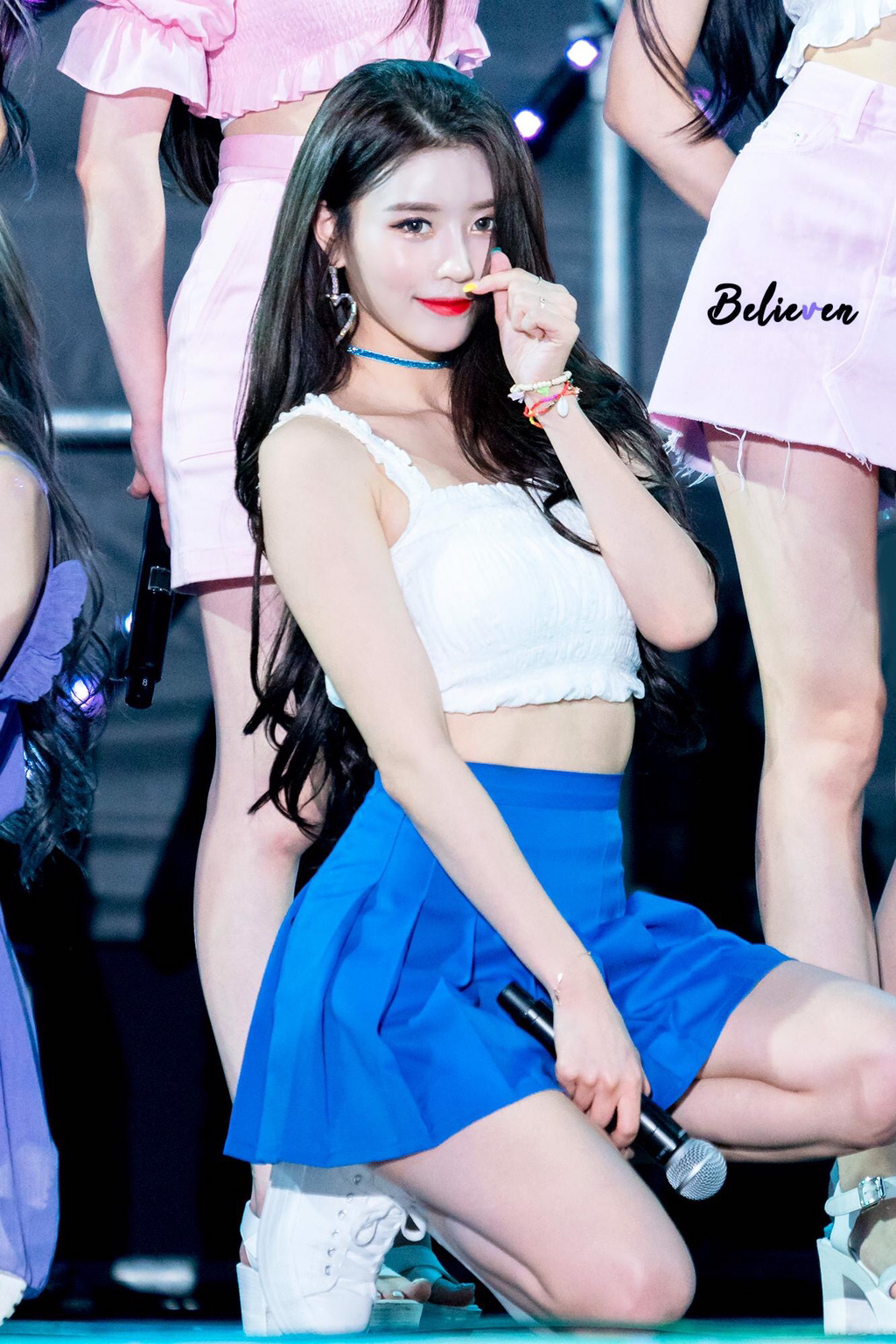 러블리즈 미주 파랑 테니스치마 (스압) - 방송/연예 - 꾸르