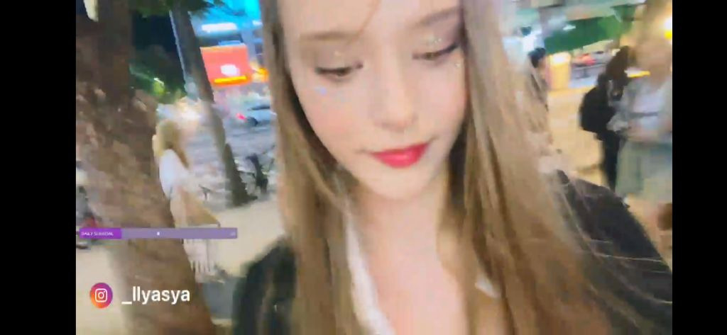 드디어 한국에 온 러시아 스트리머 Lyasyaa .jpg