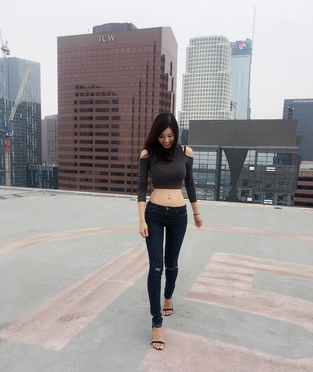 서동주 알찬 비키니.jpg