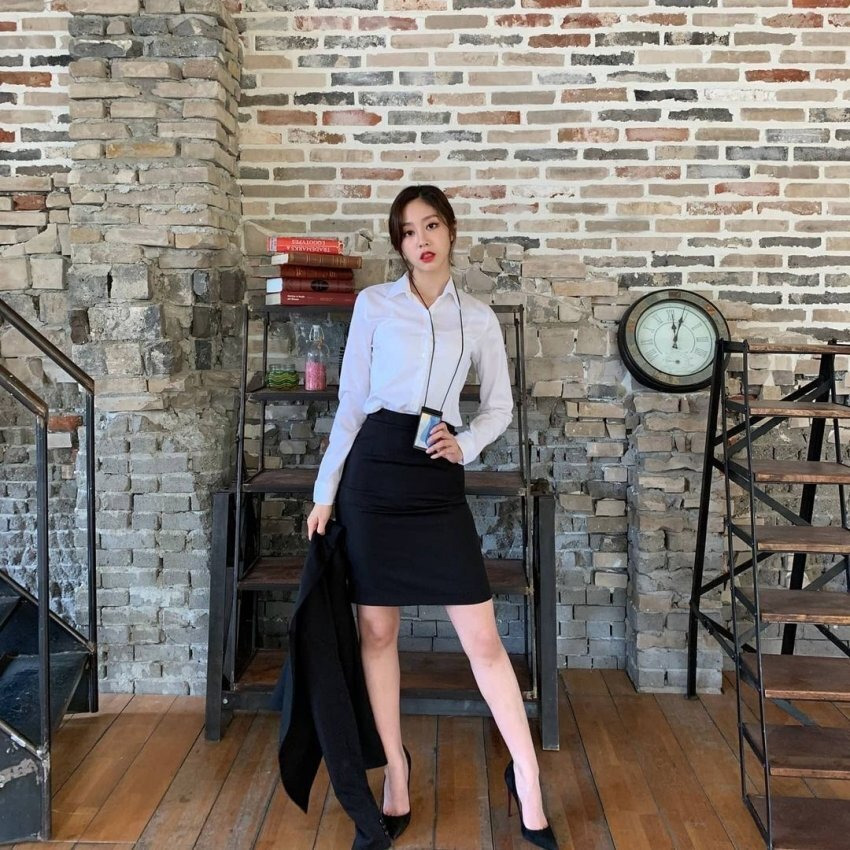 흔한 회사 여직원 오피스룩 컨셉의 러블리즈 지수 방송연예