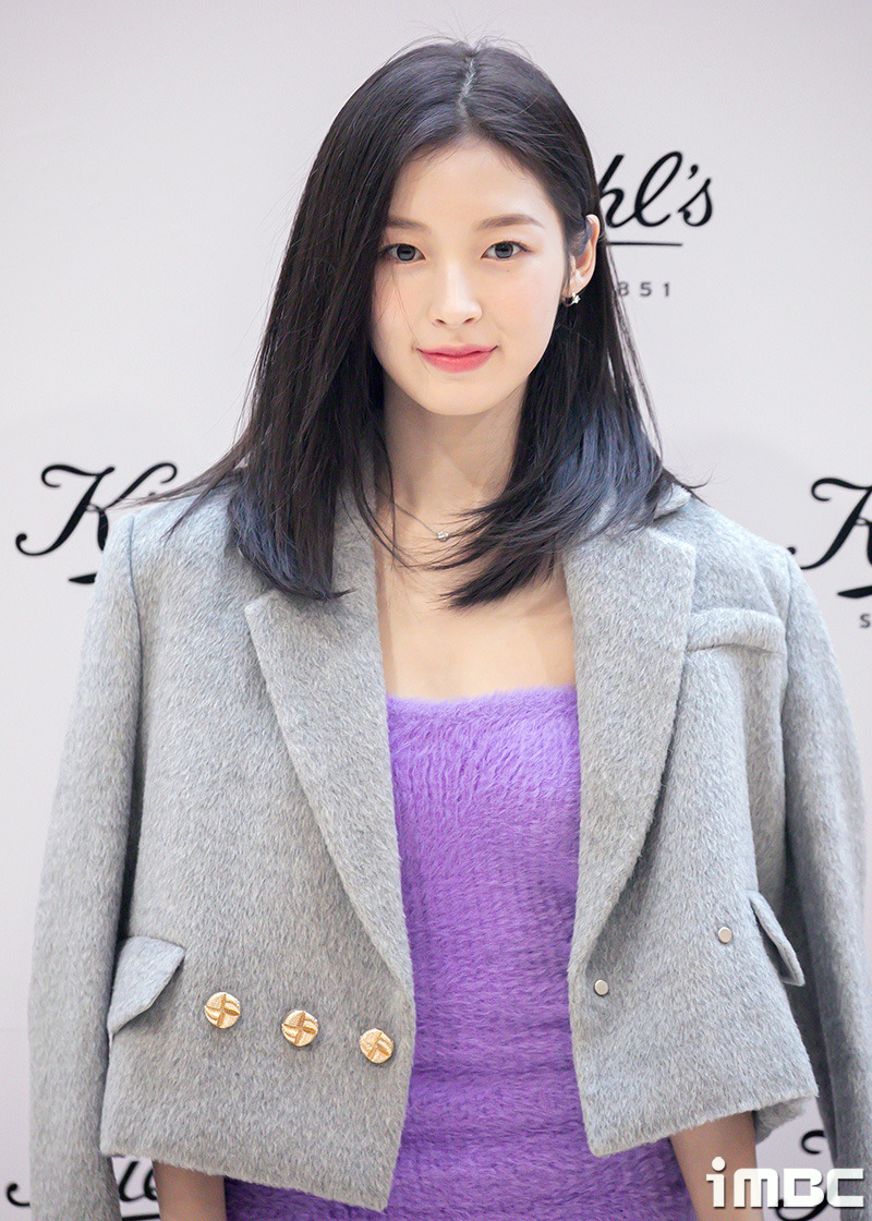 오마이걸 아린 보라색 니트원피스 몸매 스압 방송연예 꾸르