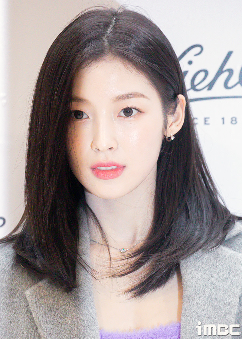 오마이걸 아린 보라색 니트원피스 몸매 스압 방송연예 꾸르