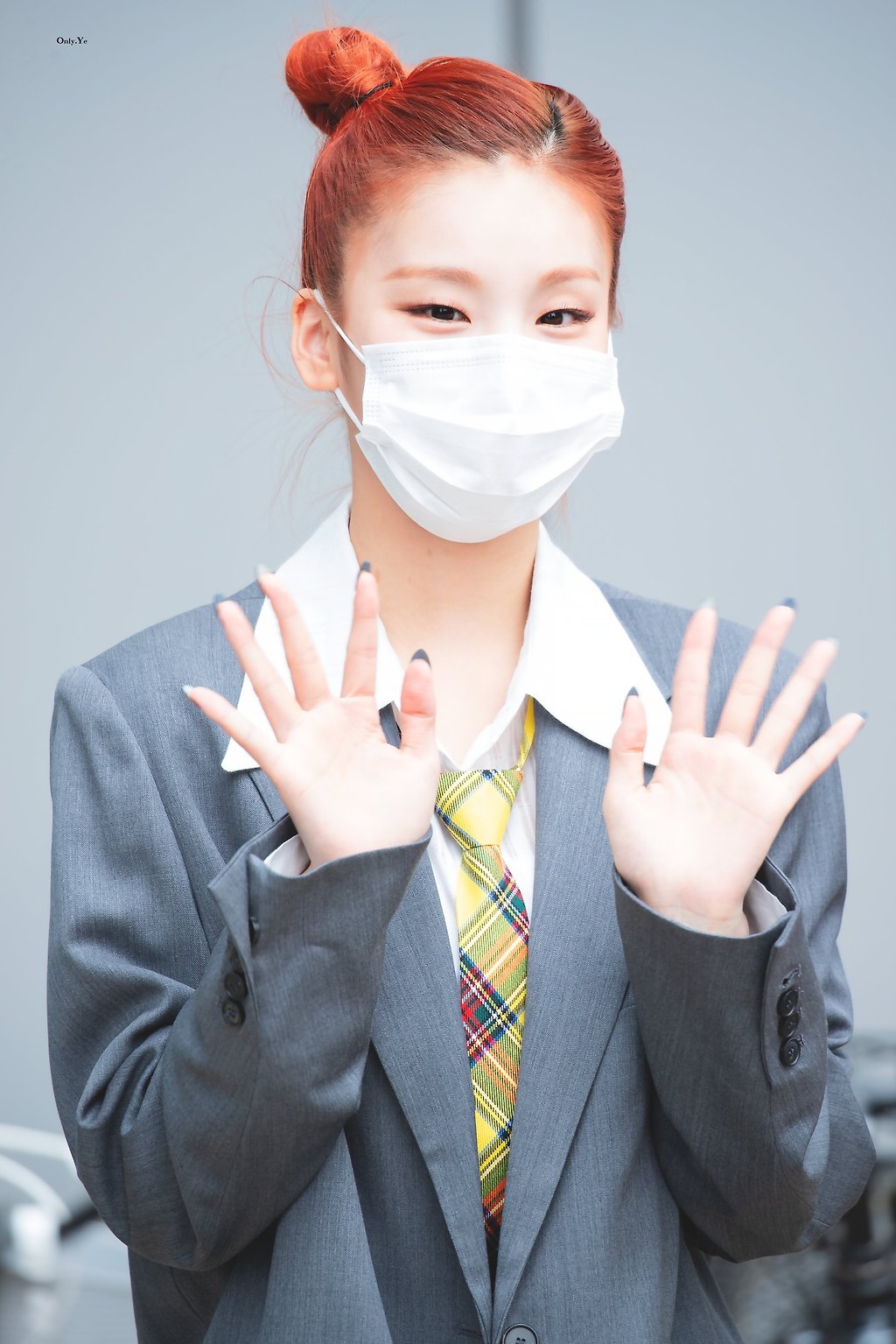 특이한 헤어스타일로 아는형님 출근하는 Itzy 예지