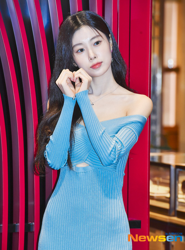강혜원 골지 원피스 방송연예 꾸르