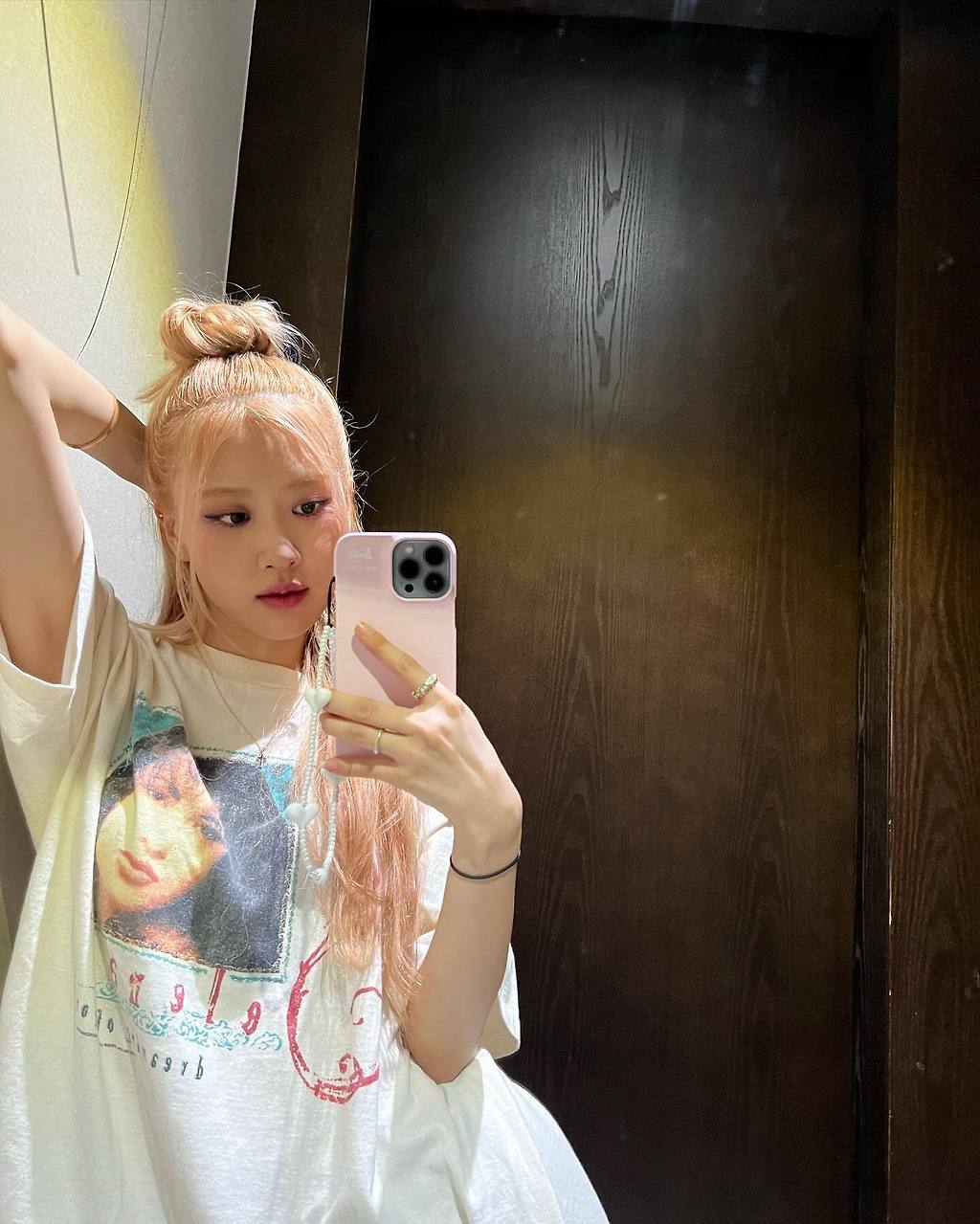 블랙핑크 로제 셀카 인스타 걸그룹 연예인 짤티비 Jjtvkr