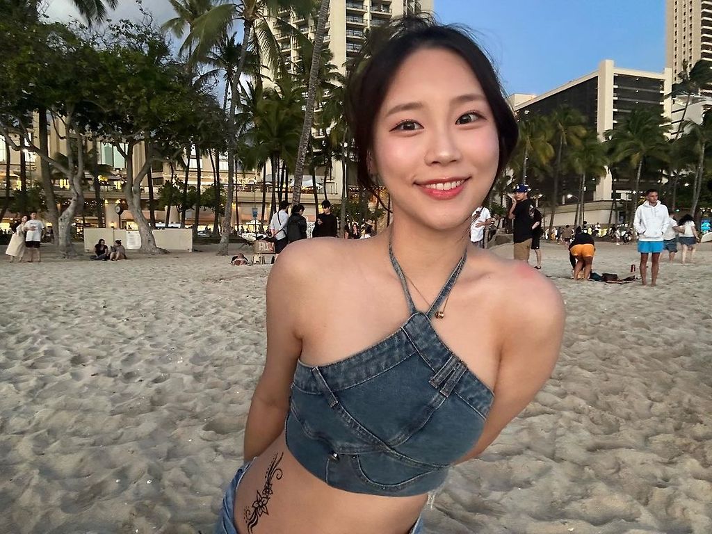 크롭티 청바지 수영복 나시티 수건 한장 산타 박선주 치어리더 스압 유머이슈 꾸르