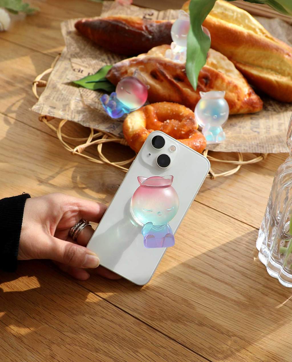 국립중앙박물관 신상 굿즈 반가사유상 그립톡 > 이슈 유머 | 짤티비 - JJTV.KR