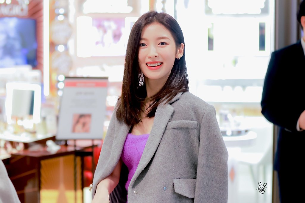 오마이걸 아린 보라색 니트원피스 몸매 스압 방송연예 꾸르