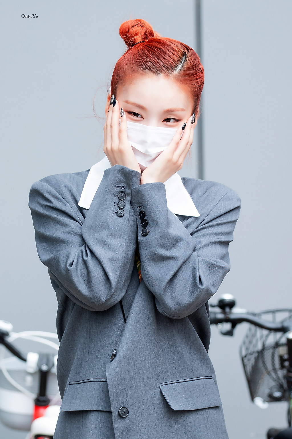 특이한 헤어스타일로 아는형님 출근하는 Itzy 예지 방송연예 꾸르