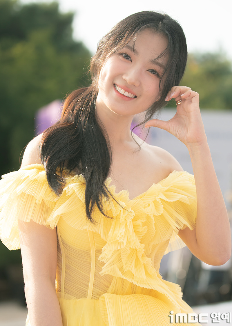 연예거중기 서울 드라마 어워즈 레드카펫 김혜윤 Daum 카페