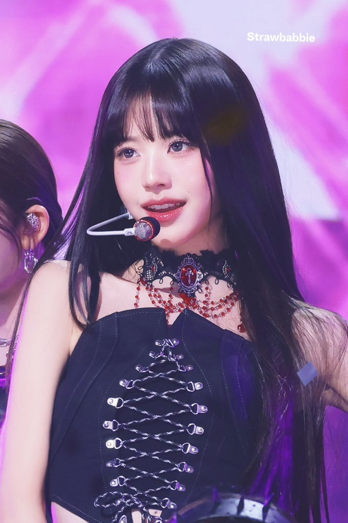 연예거중기 장원영을 긴생머리고스펑크룩 St로 꾸밈 Daum 카페