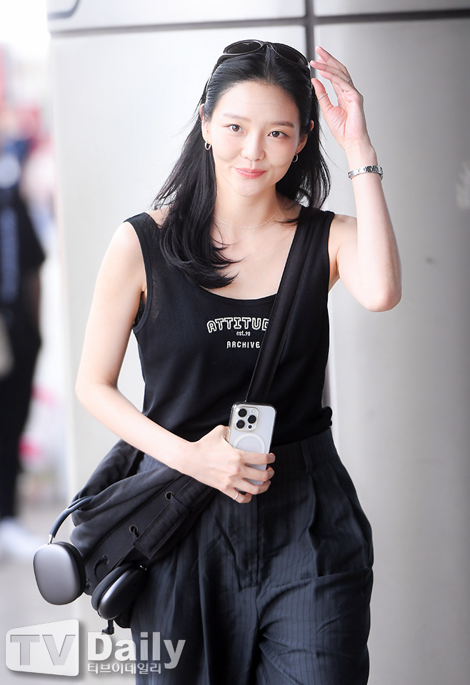 연예거중기 오늘자 이솜 일본 출국 기사사진 Daum 카페