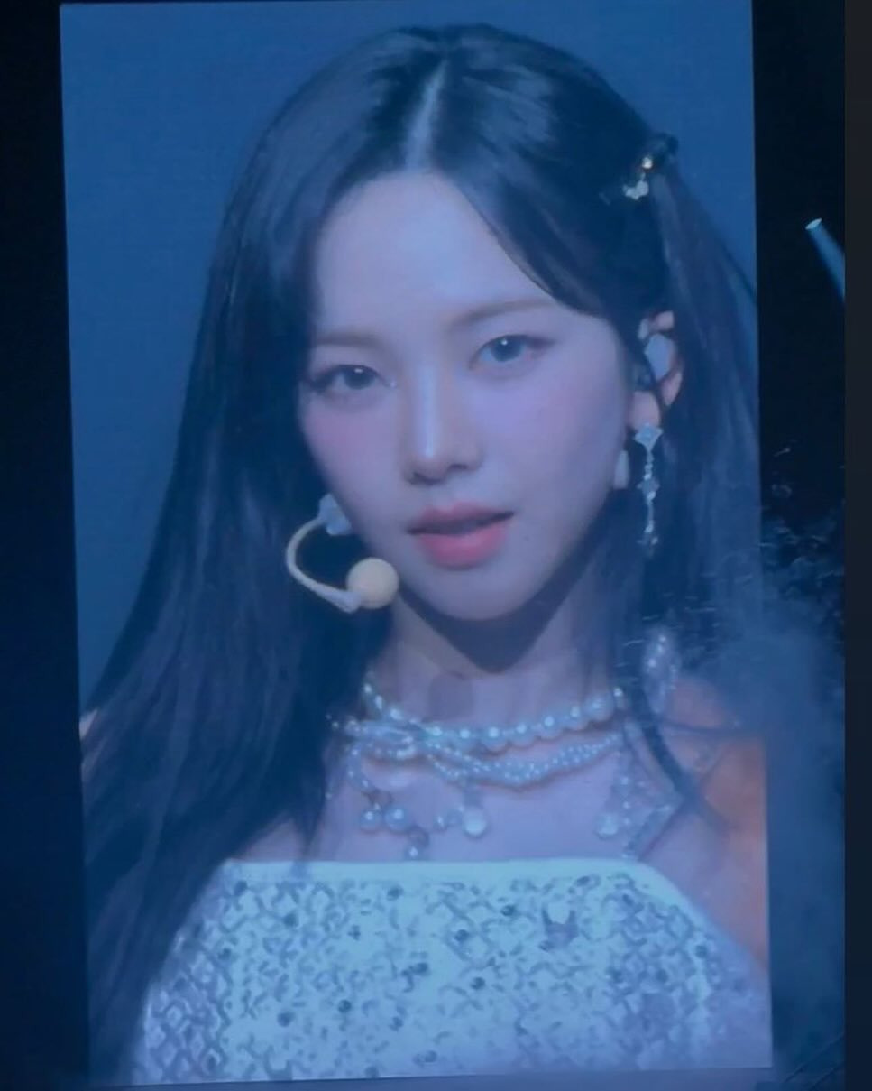 연예거중기 오늘자 에스파 시드니 막콘 카리나 전광판 Daum 카페