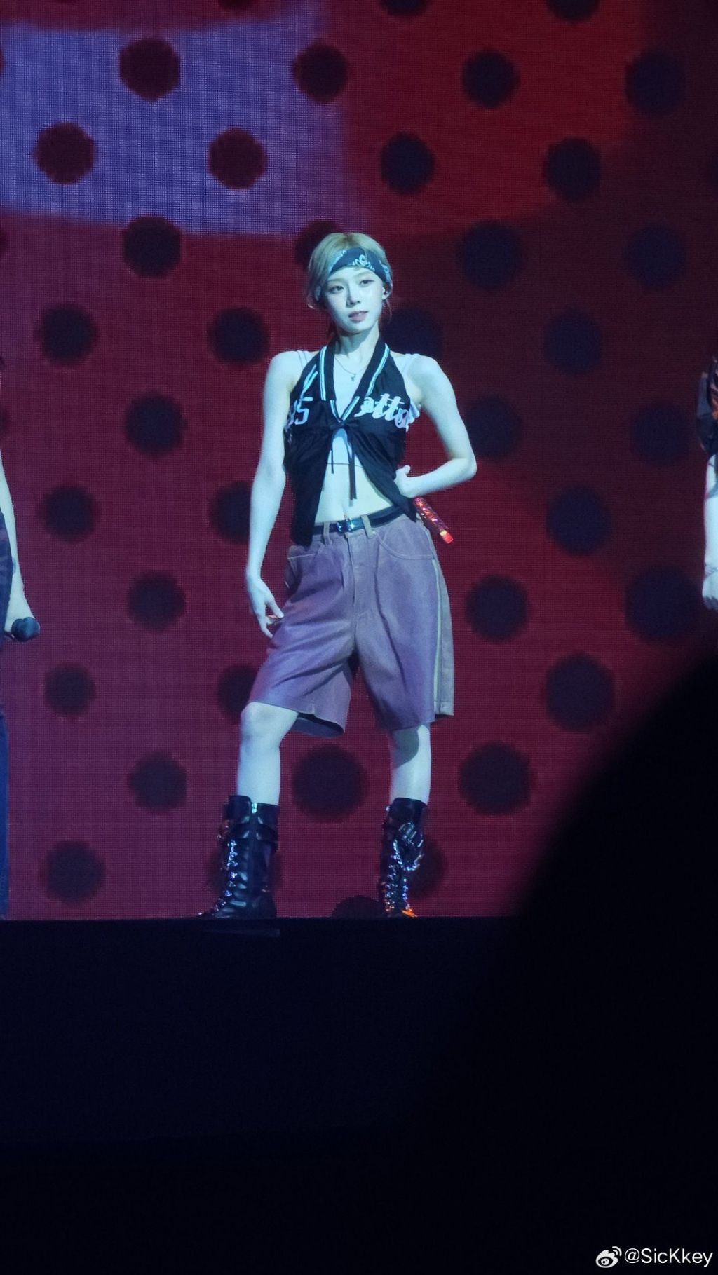 연예거중기 오늘자 홍콩 콘서트 1일차 윈터 폰카짤 Daum 카페