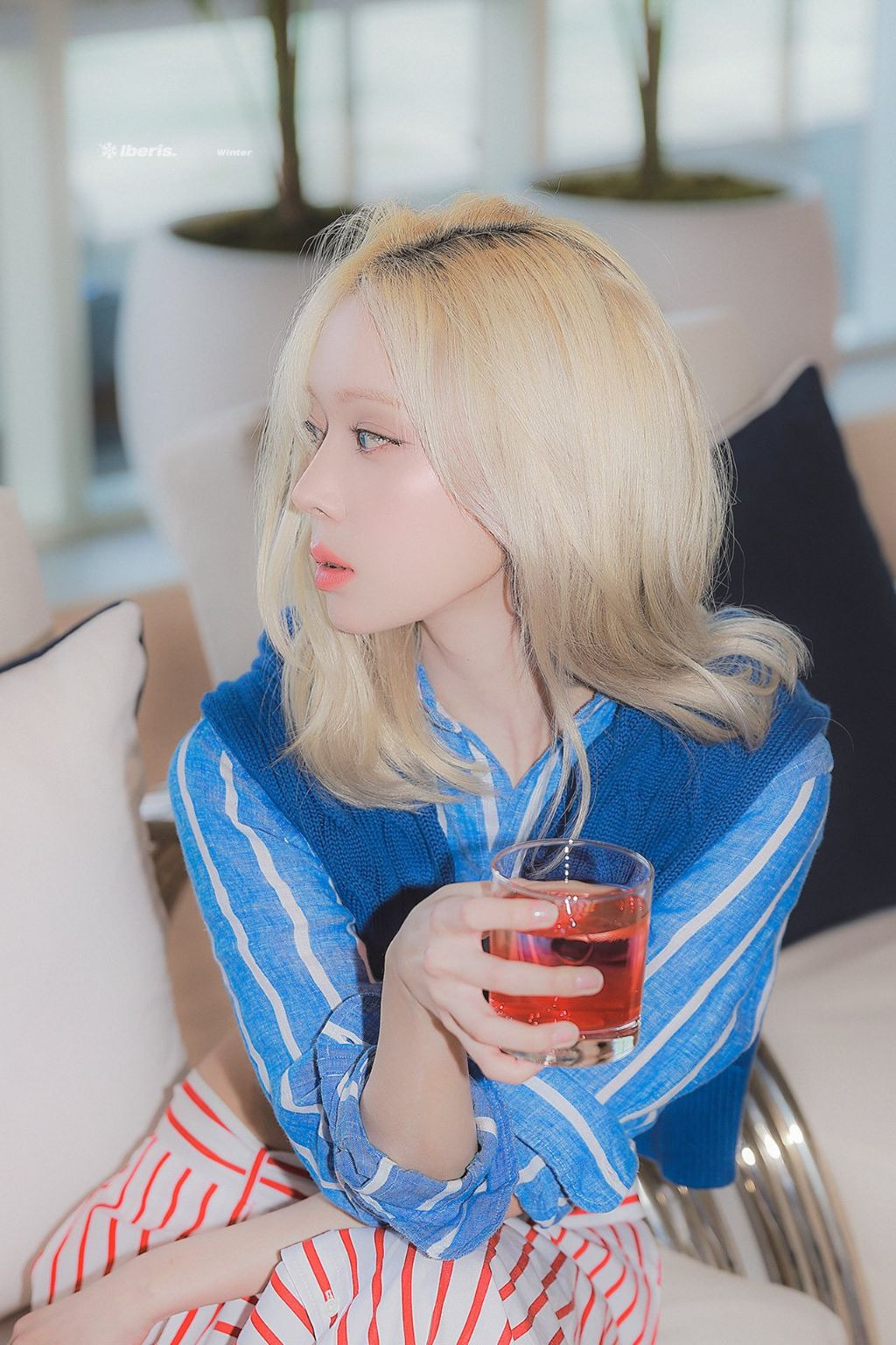 연예거중기 폴로 행사때 고화질 사진 올려주는 윈터 홈마 Daum 카페