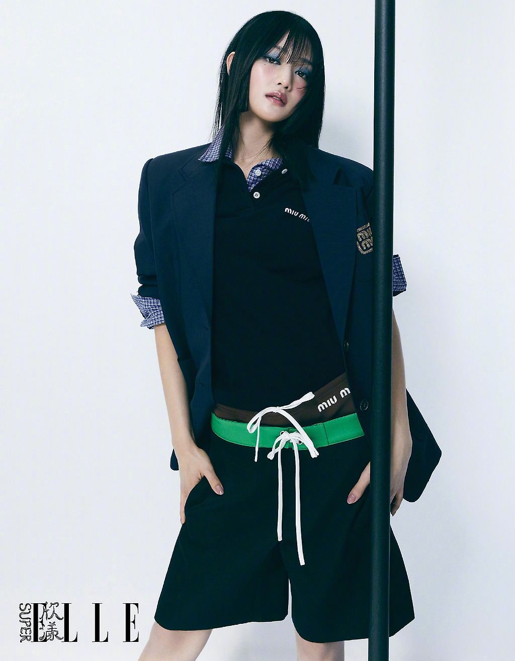 연예거중기 파란 아이섀도우 메이크업한 여자아이들 민니 화보 Daum 카페