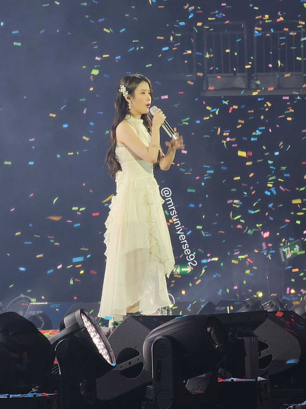 연예거중기 어제자 아이유 베를린콘서트 폰카짤 Daum 카페
