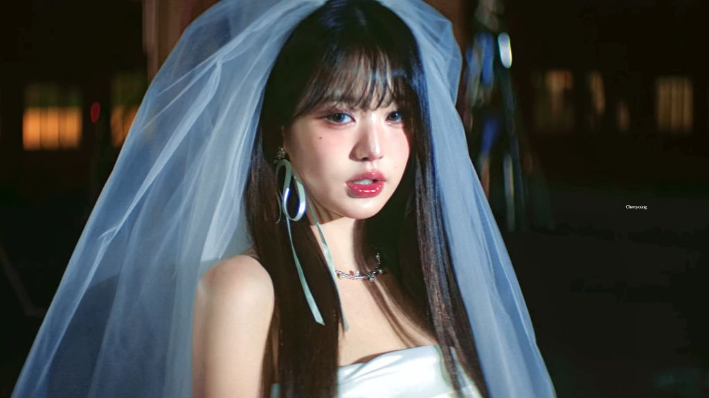 연예거중기 웨딩 드레스입은 장원영 Daum 카페
