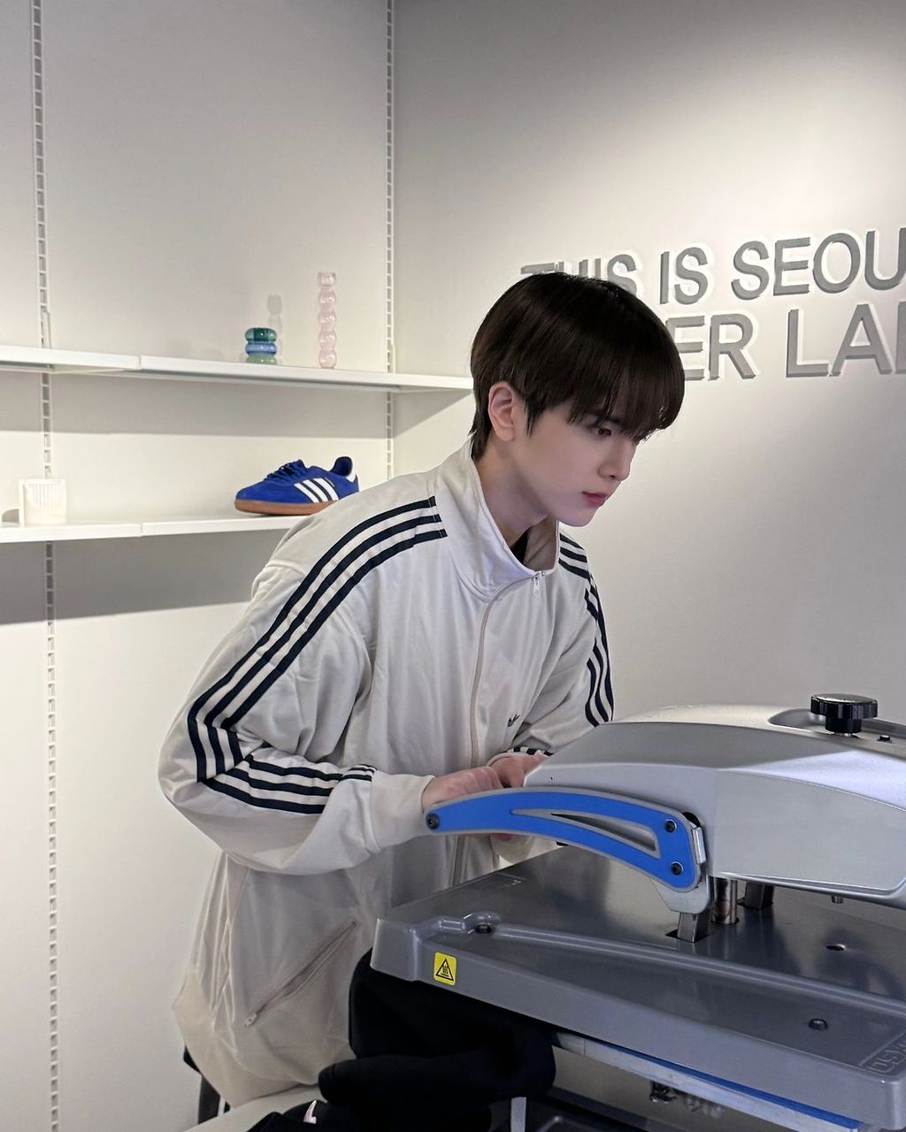 연예거중기 더보이즈 영훈 인스타 업데이트아디다스 Daum 카페