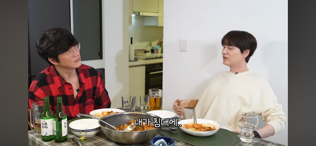 연예거중기 | 극한직업 SM 매니저 [매니저 불쌍...] - Daum 카페