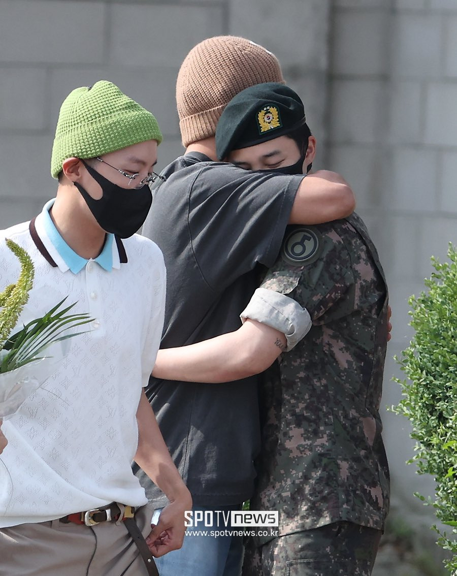 연예거중기 오늘 Bts 지민 전역 기사사진 모음 Daum 카페