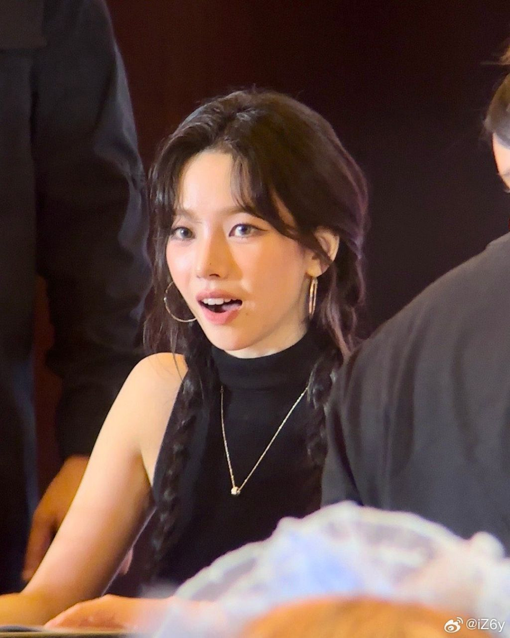연예거중기 오늘자 중국팬싸 카리나 폰카 Daum 카페