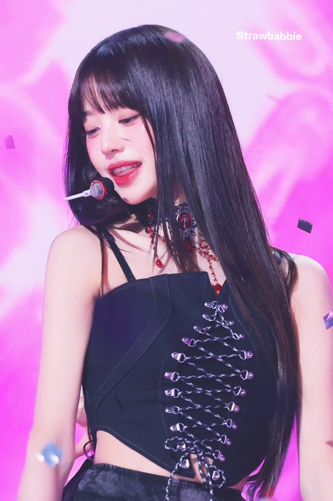 연예거중기 장원영을 긴생머리고스펑크룩 St로 꾸밈 Daum 카페