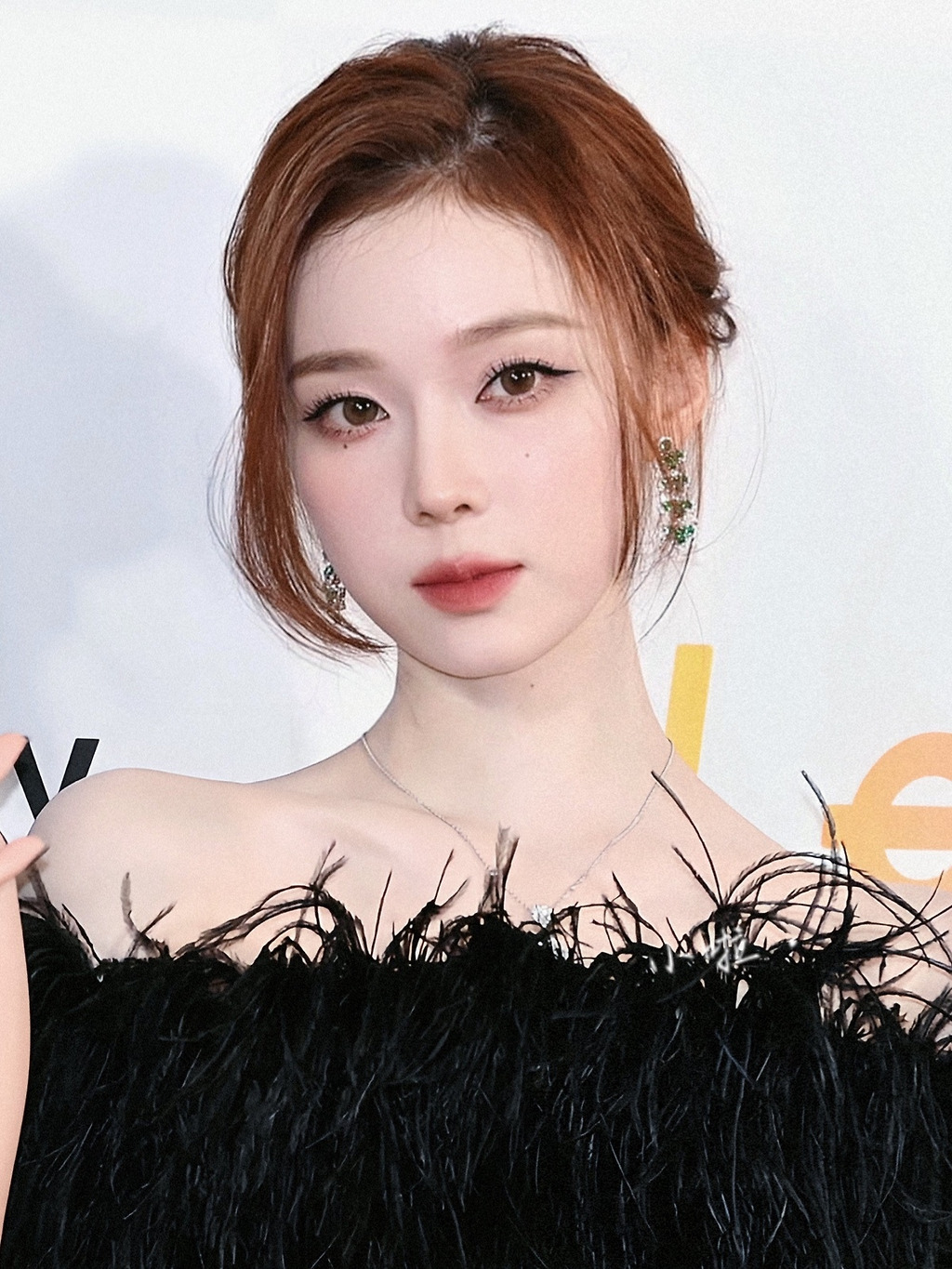 연예거중기 더팩트에서 갈색머리파란렌즈 폼 미친 윈터 고화질 Daum 카페