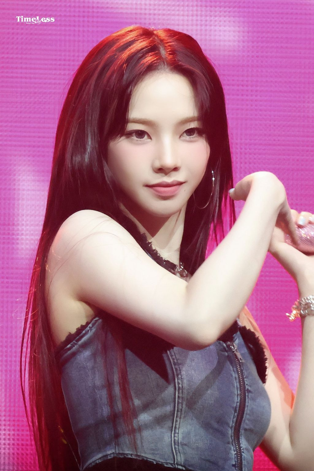 연예거중기 오늘자 🇺🇸 크레이지 콘서트 카리나 고화질 Daum 카페