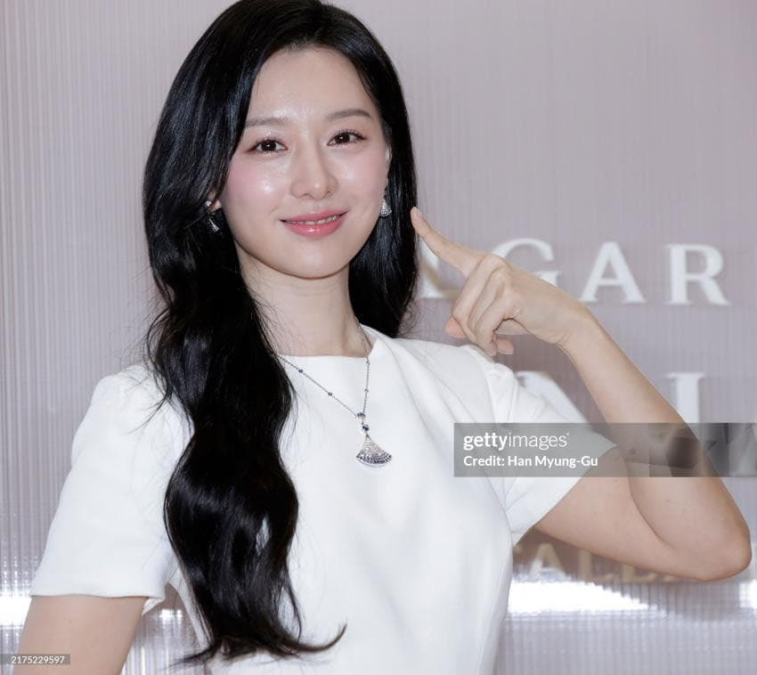 연예거중기 김지원 불가리 퍼퓸 행사 게티이미지 Daum 카페
