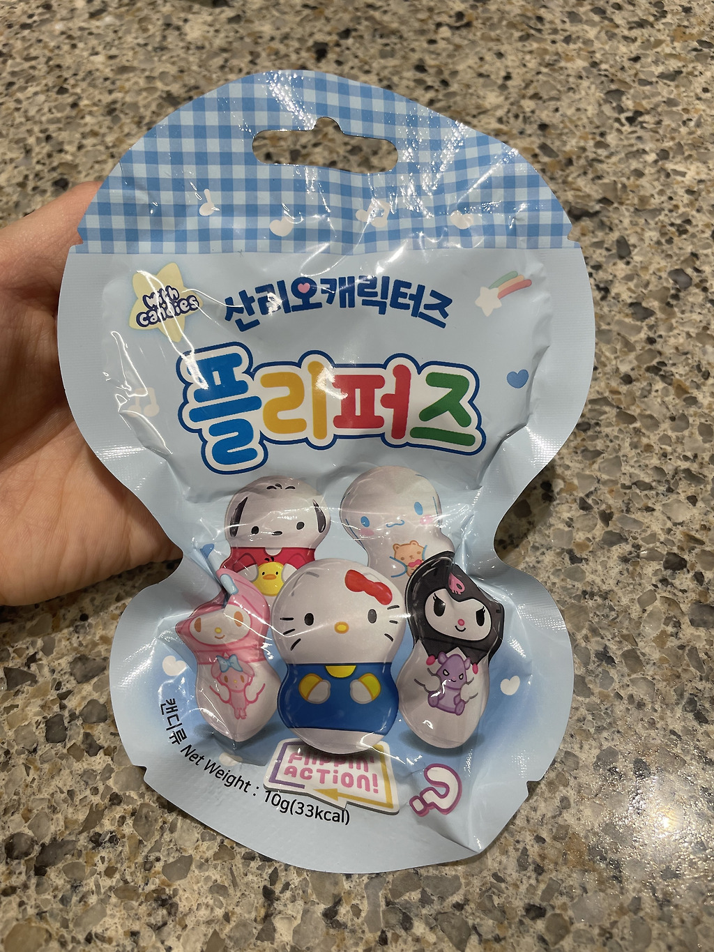 돈 쓸 준비가 돼 있어 산리오캐릭터즈 플리퍼즈