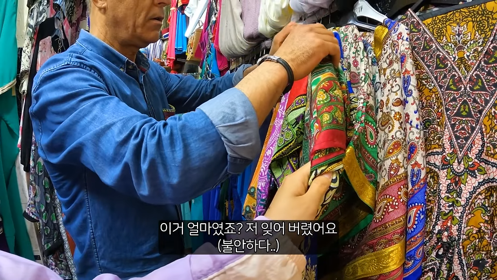 연예 토크 테이블 인류애 충전되는 바가지쓰고 옷사고도 옷가게 아저씨와 친구가 되는 법 Daum 카페