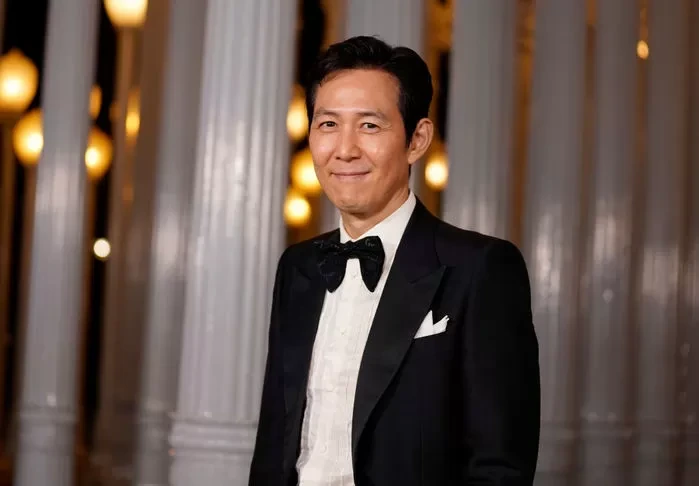 요즘 OTT 뭐봄? | 이정재 오징어게임2 출연료 - Daum 카페