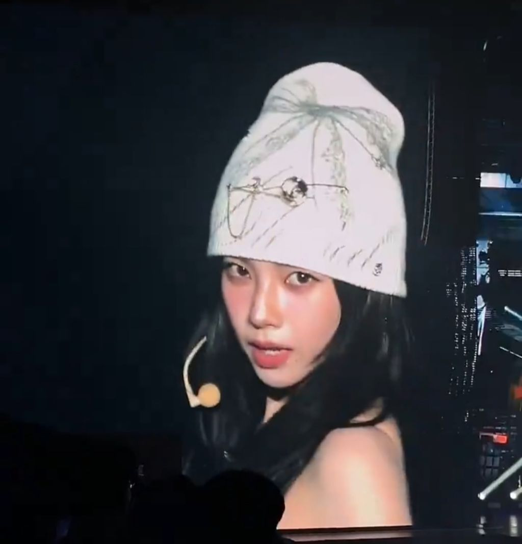 내가 사랑했던 모든 여자들 오늘자 에스파 대만 콘서트 1일차 카리나 전광판 Daum 카페
