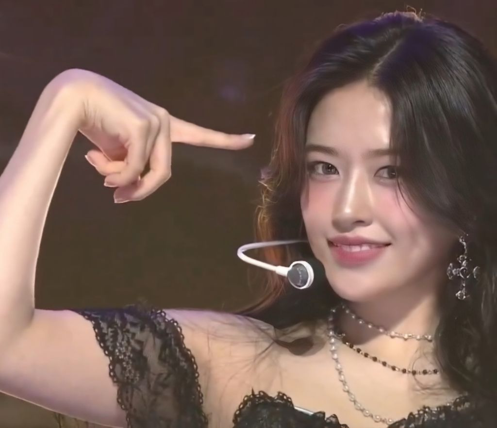 내가 사랑했던 모든 여자들 오늘 가요대전 무대 안유진 장원영 엔딩 Daum 카페