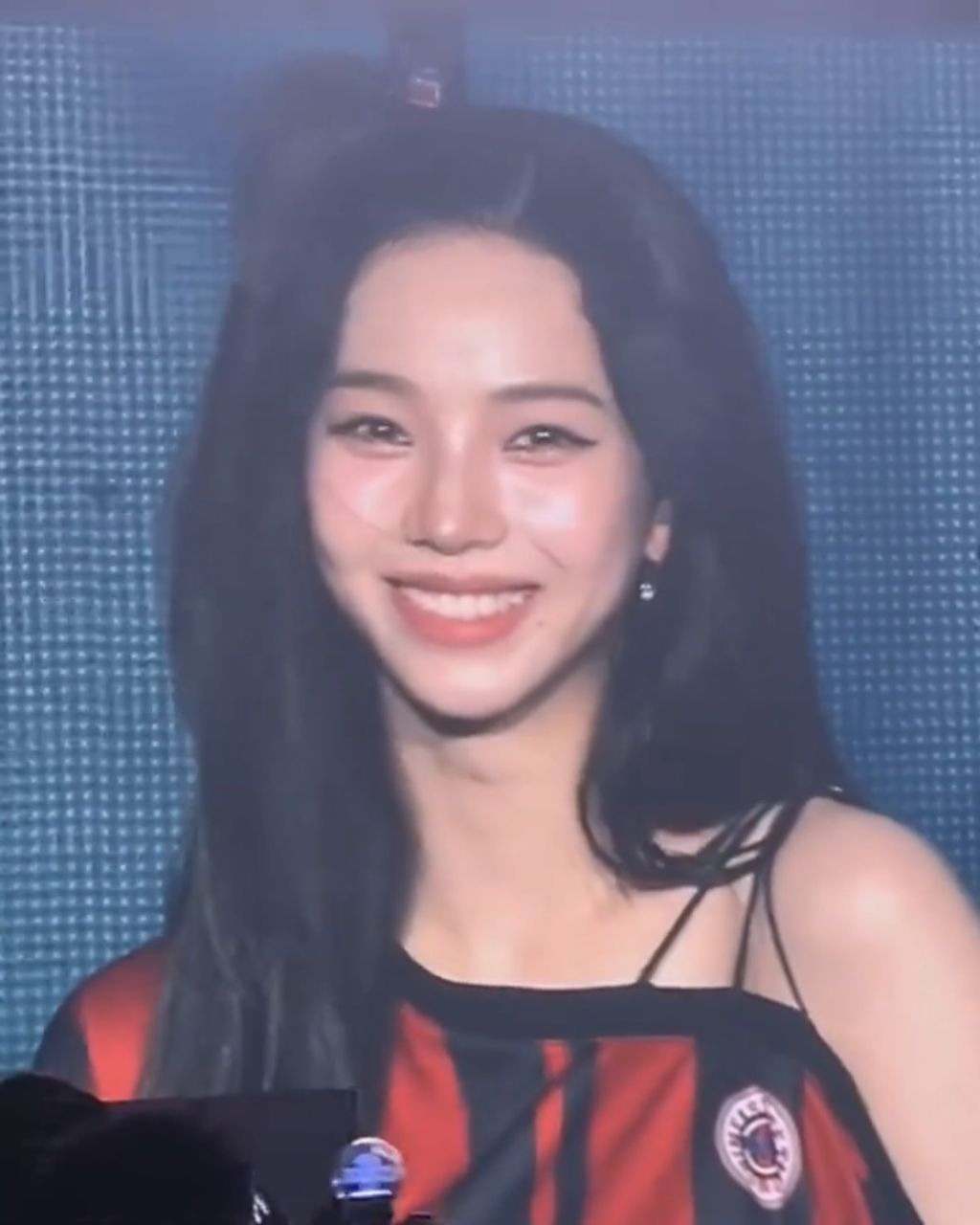 내가 사랑했던 모든 여자들 오늘자 에스파 대만 콘서트 1일차 카리나 전광판 Daum 카페