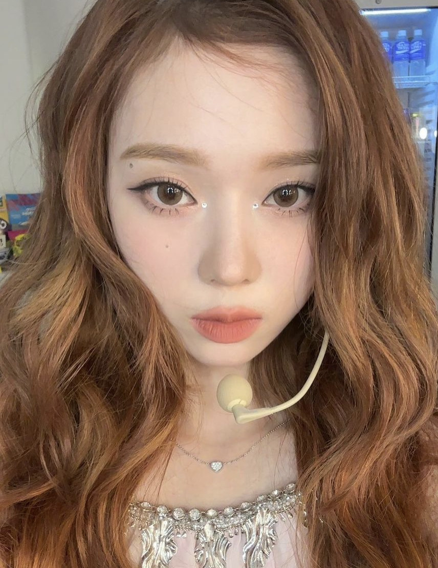 연예인 데일리룩 착붙 헤어메이크업 찾은 것 같은 최근 에스파 윈터 Daum 카페