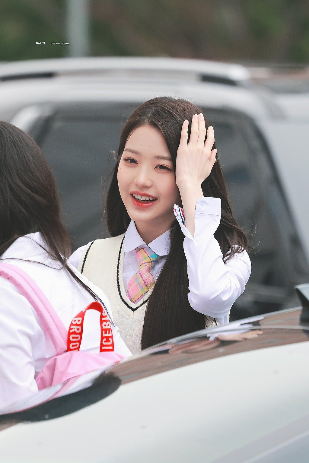 연예인 데일리룩 연한 화장이 잘 어울리는 장원영 Daum 카페