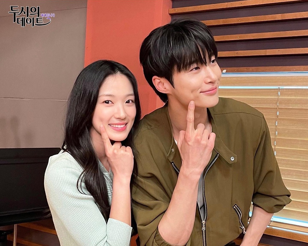 드라마 같이봐요 같은 그림체라는 반응많은 변우석 김혜윤 Daum 카페