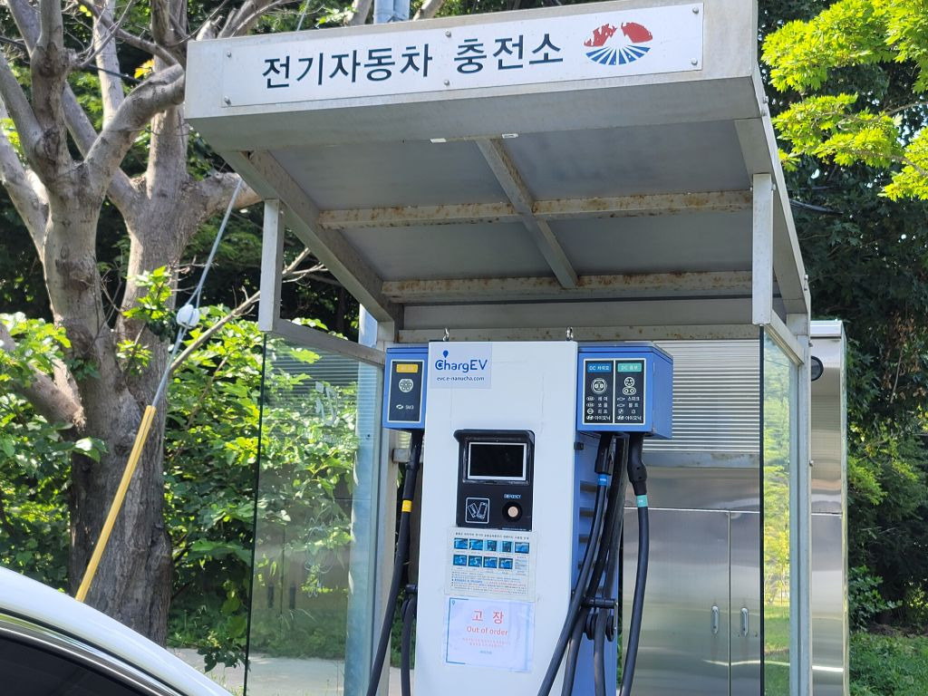 맛술싸 울릉도 여행 4 나리분지 놀이터 울릉 나리 너와 투막집과 억새 투막집 나리전망대 Daum 카페