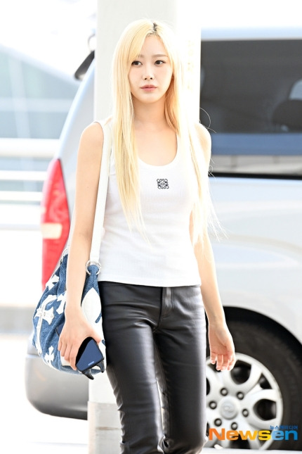 혹하게하는것들 오늘 에스파 마드리드 출국 기사사진 Daum 카페