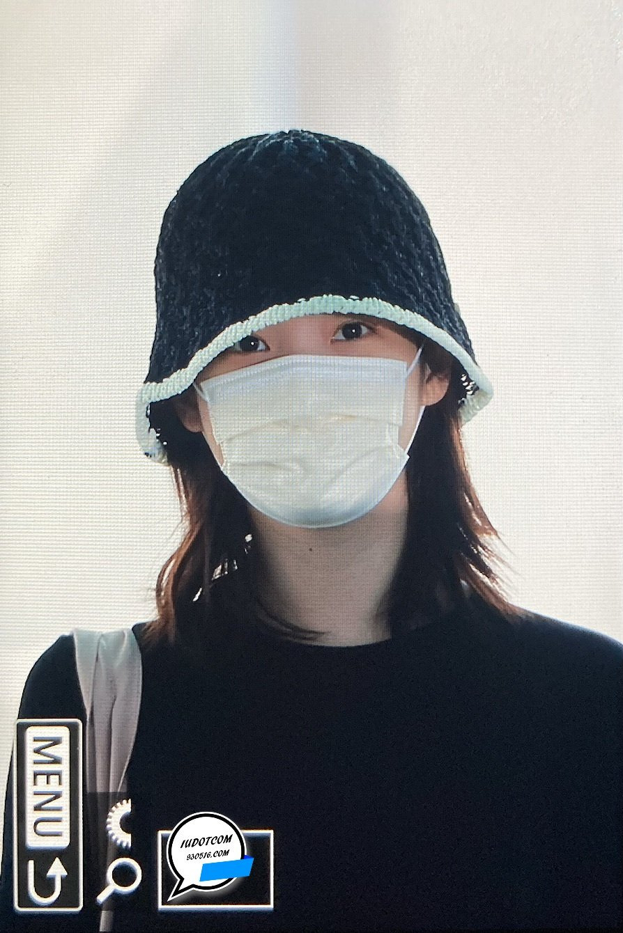 혹하게하는것들 오늘자 아이유 영국 출국 프리뷰 Daum 카페