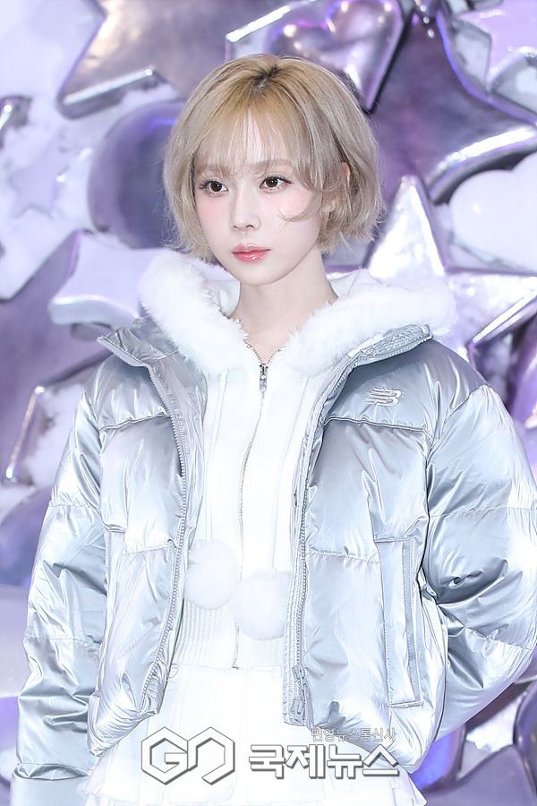 혹하게하는것들 오늘 뉴발란스 액티브다운 팝업스토어 참여한 윈터 기사사진 Daum 카페