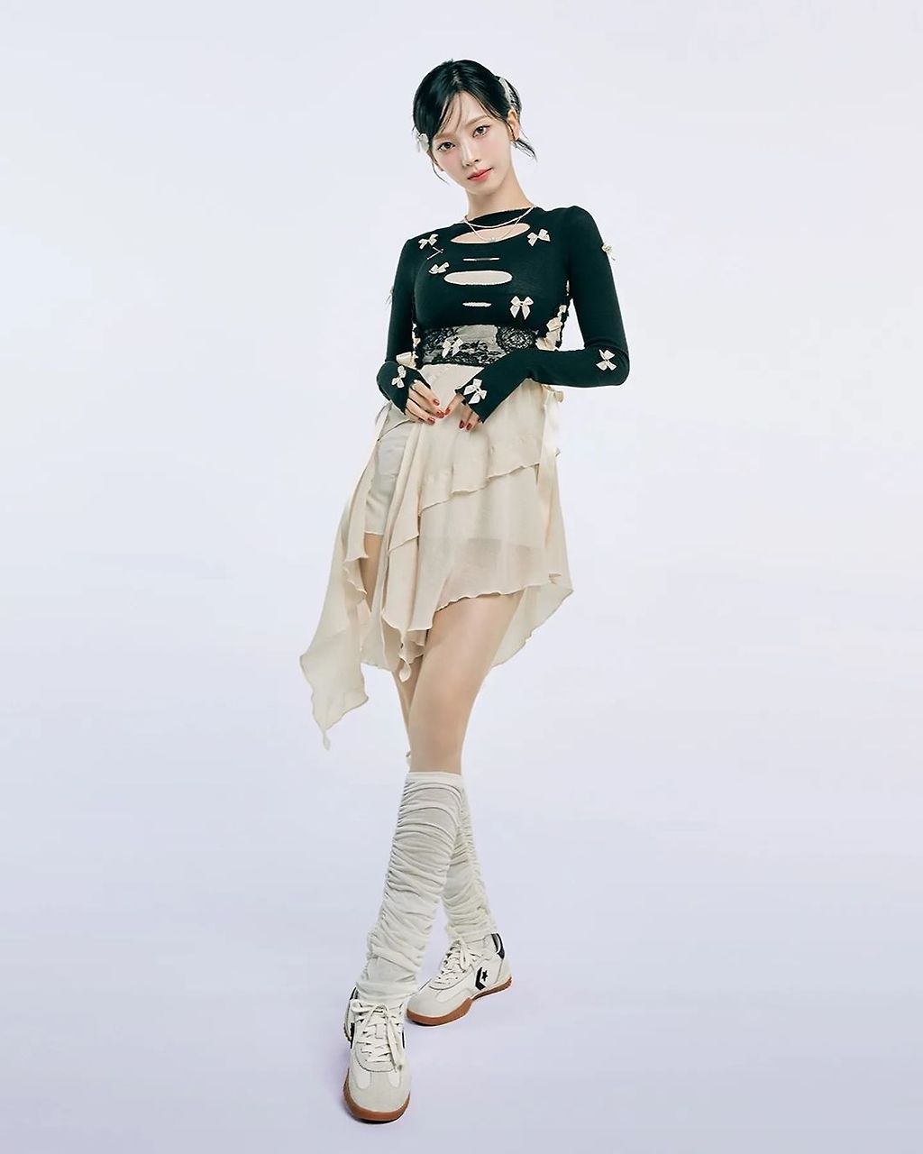 혹하게하는것들 에스파 카리나 컨버스 가을 시즌 캠페인 공개 Daum 카페