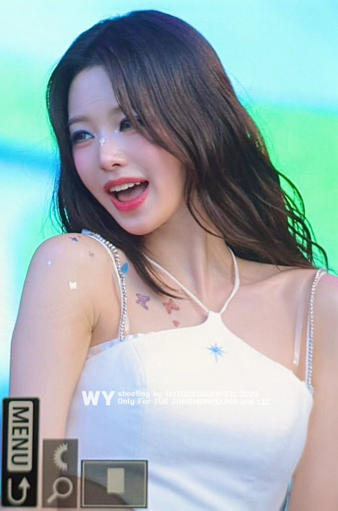 혹하게하는것들 어제자 롤라팔루자 장원영 프리뷰 Daum 카페