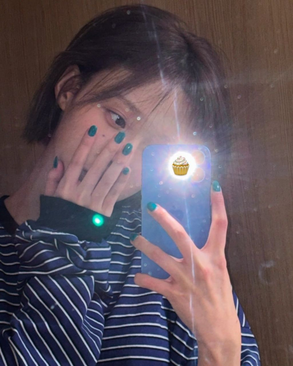 혹하게하는것들 | 241219 윈터 인스타그램 ⛄️ 🍦 ️ - Daum 카페